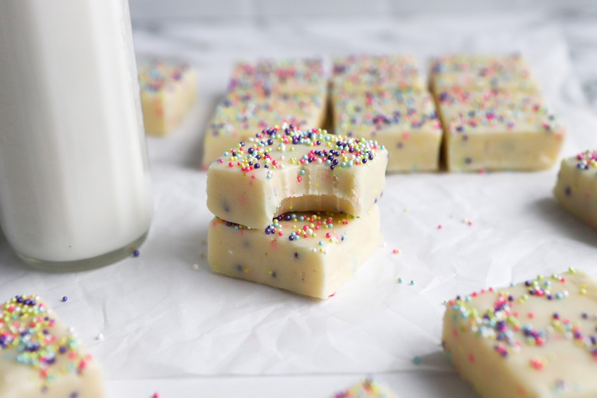 Sugar Cookie Fudge | Canadian Goodness