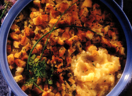 Buffet Potatoes with Swiss Cheese | Canadian Goodness