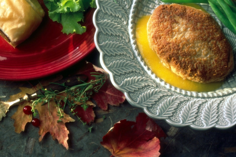 Chicken Parmesan Patties with Peach and Garlic Sauce | Canadian Goodness