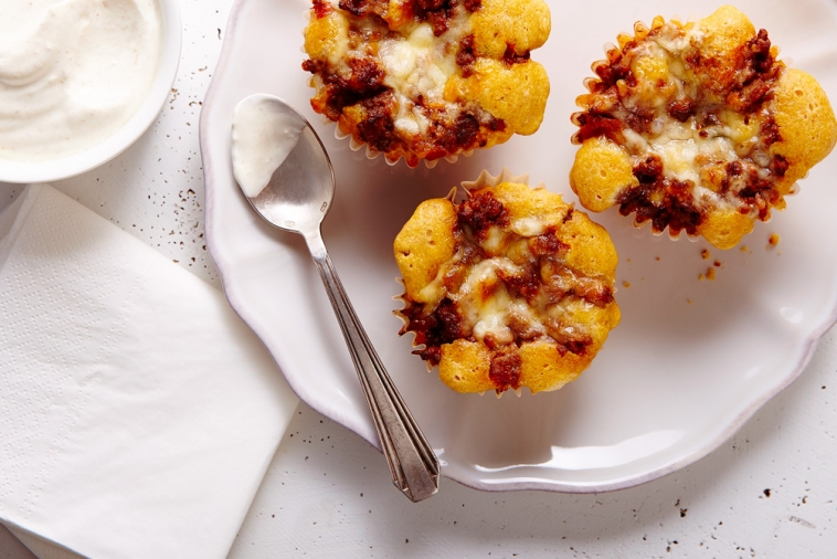 Chili n’ cheese cornbread muffins | Canadian Goodness