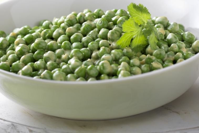 Curried Peas with Cream | Canadian Goodness