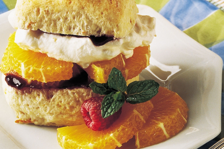 Nineties Fruit Shortcake | Canadian Goodness