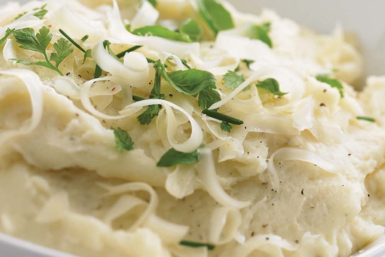 Zesty Apple Mashed Potatoes | Canadian Goodness