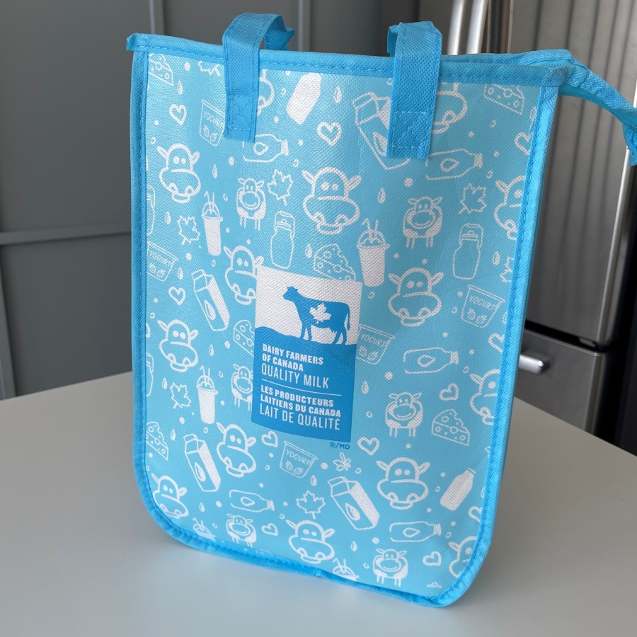 Lunch bag | The Blue Cow Shop | Dairy Farmers of Canada